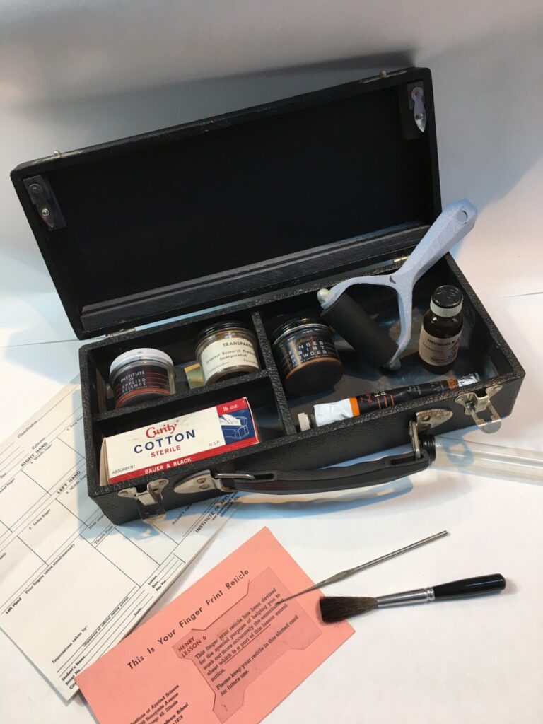 Fingerprint Kit 1950 – Fog and Carter